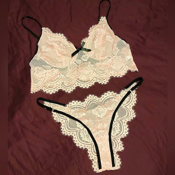 SHEIN | Intimates & Sleepwear | Shein Matching Bra Panty Set Size ...